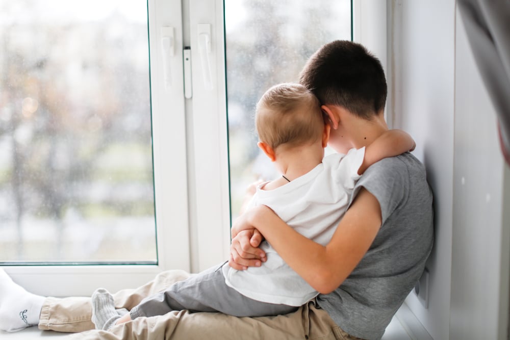 Un copil prea responsabil devine un adult cu răni invizibile. Cum arată ...